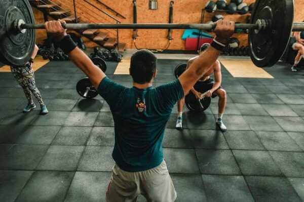 CrossFit Pros And Cons - Is CrossFit Safe And Effective?