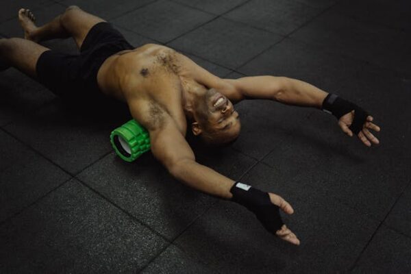 15 Best Foam Roller Exercises For Recovery And Mobility